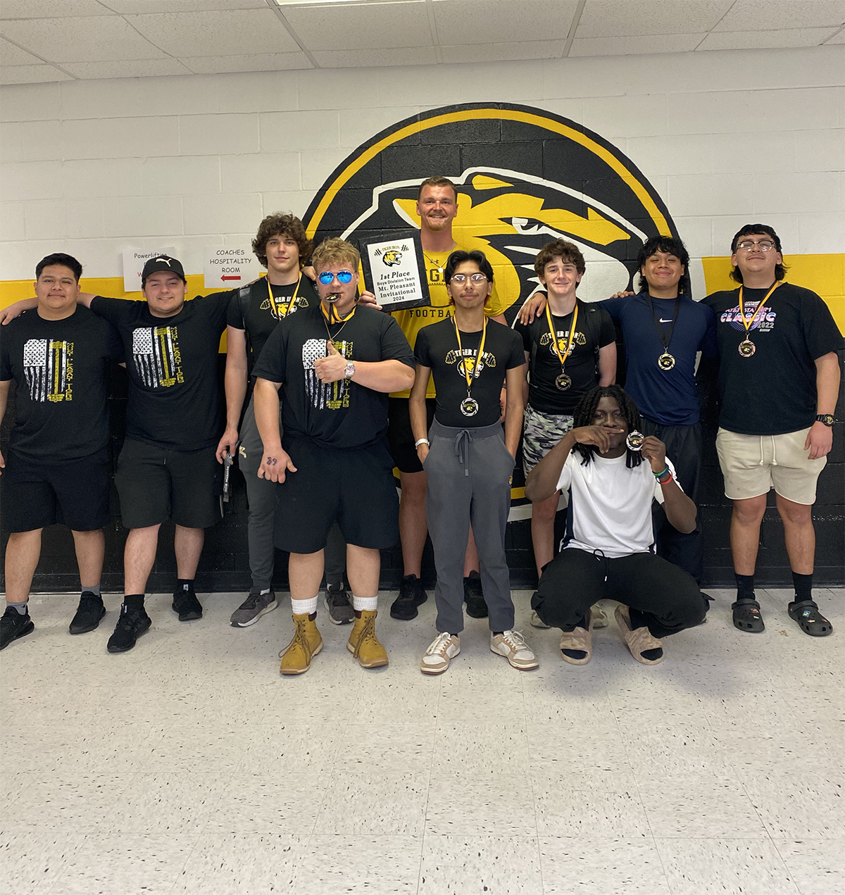 MPHS Tiger Powerlifters Qualify for Regionals – Mount Pleasant High School